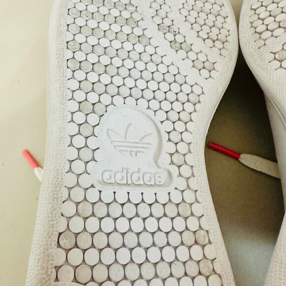 adidas | Shoes | New Adidas X Sanrio Hello Kitty And Friends Collab ...